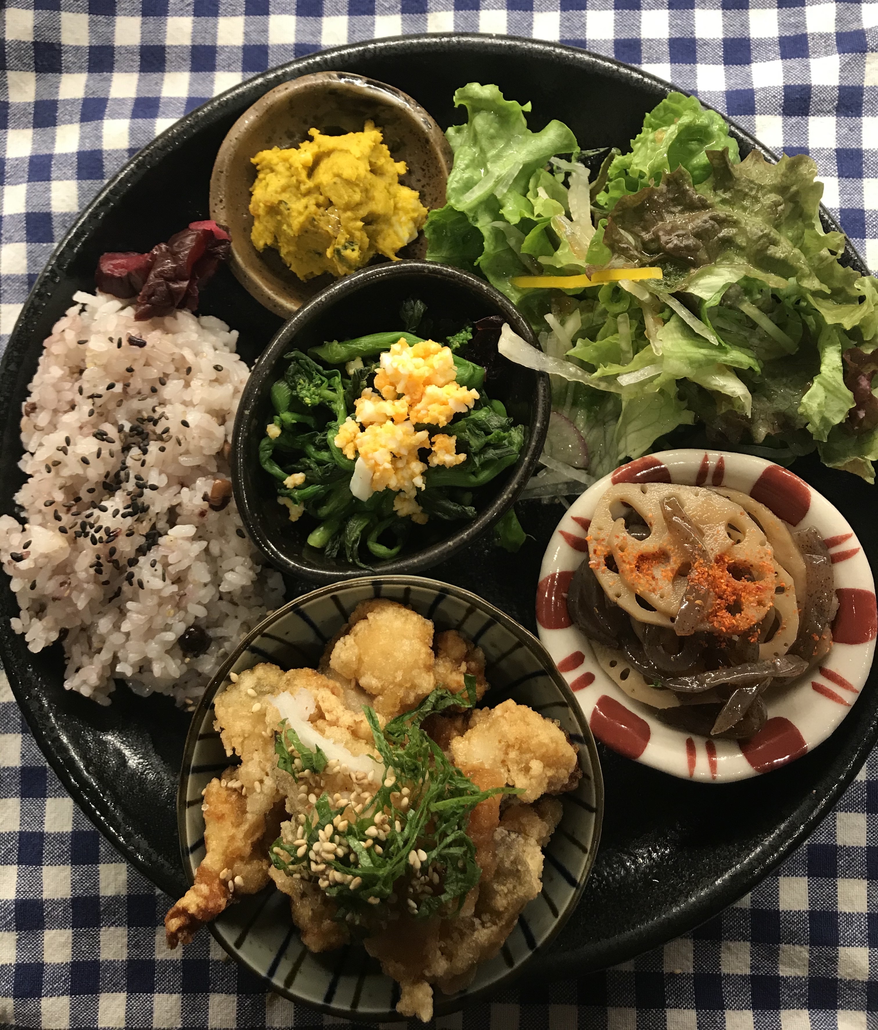 cafe glue(カフェグルー) 長居でカフェ 美味しいケーキと手作りランチをご用意してお待ちしております。