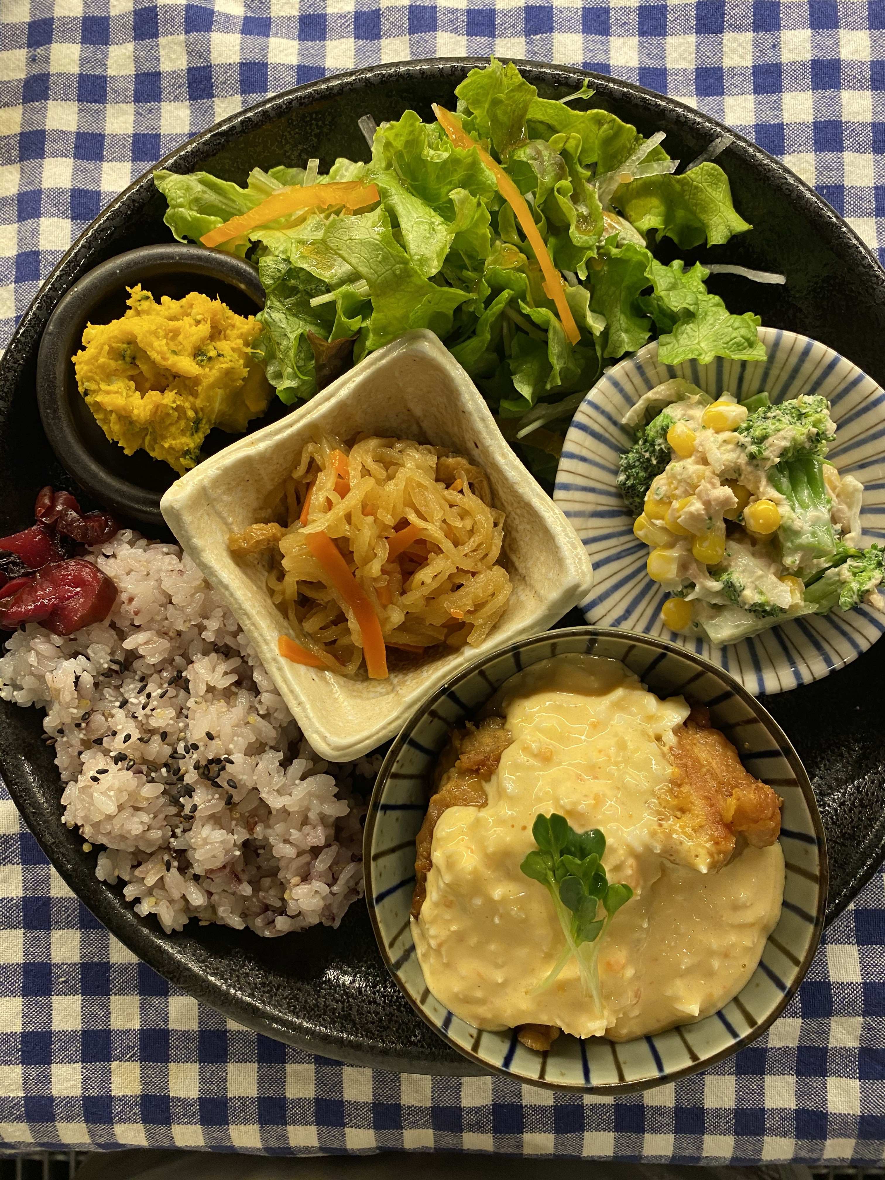 cafe glue(カフェグルー) 長居でカフェ 美味しいケーキと手作りランチをご用意してお待ちしております。