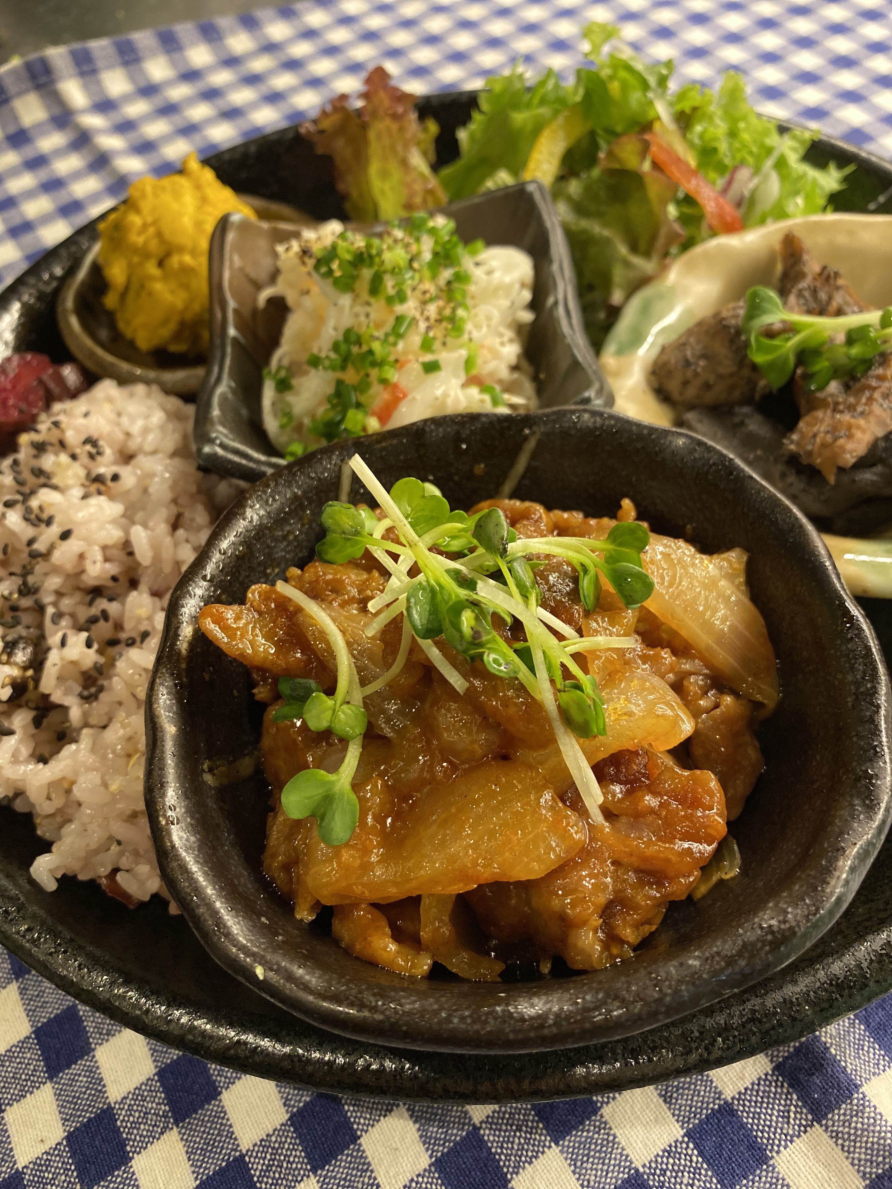 cafe glue(カフェグルー) 長居でカフェ 美味しいケーキと手作りランチをご用意してお待ちしております。